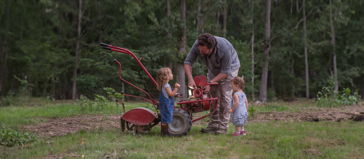 Flashlights for Dad - Fenix Lighting – Tagged "Flashing"